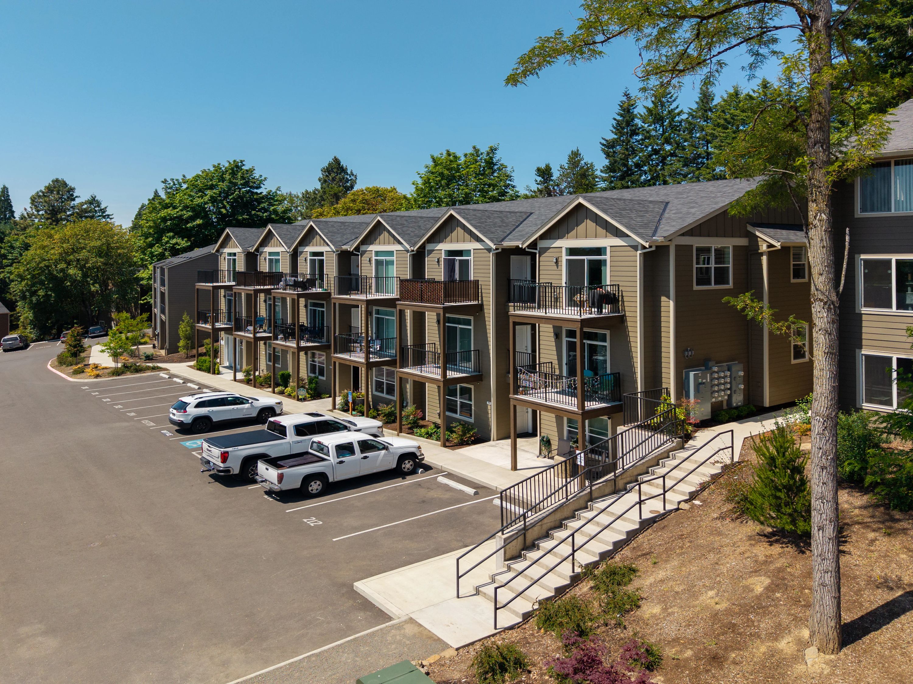 Cedar Square Apartments | Portland, OR